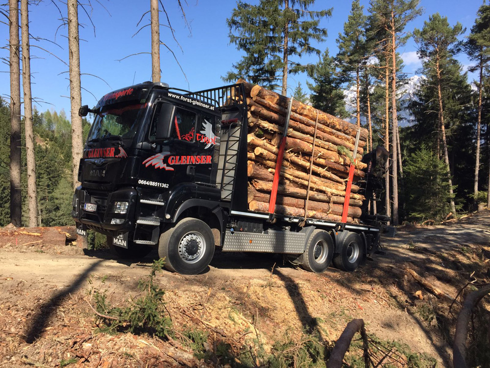 Holzschlägerung Tirol - Transporte Gleinser